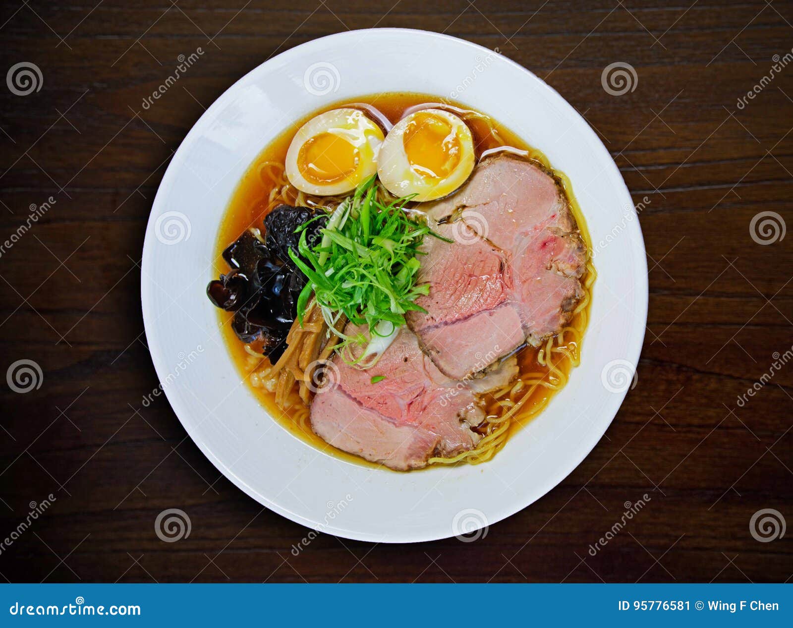 Japanska nudlar ramen fotografering för bildbyråer. Bild av japan ...