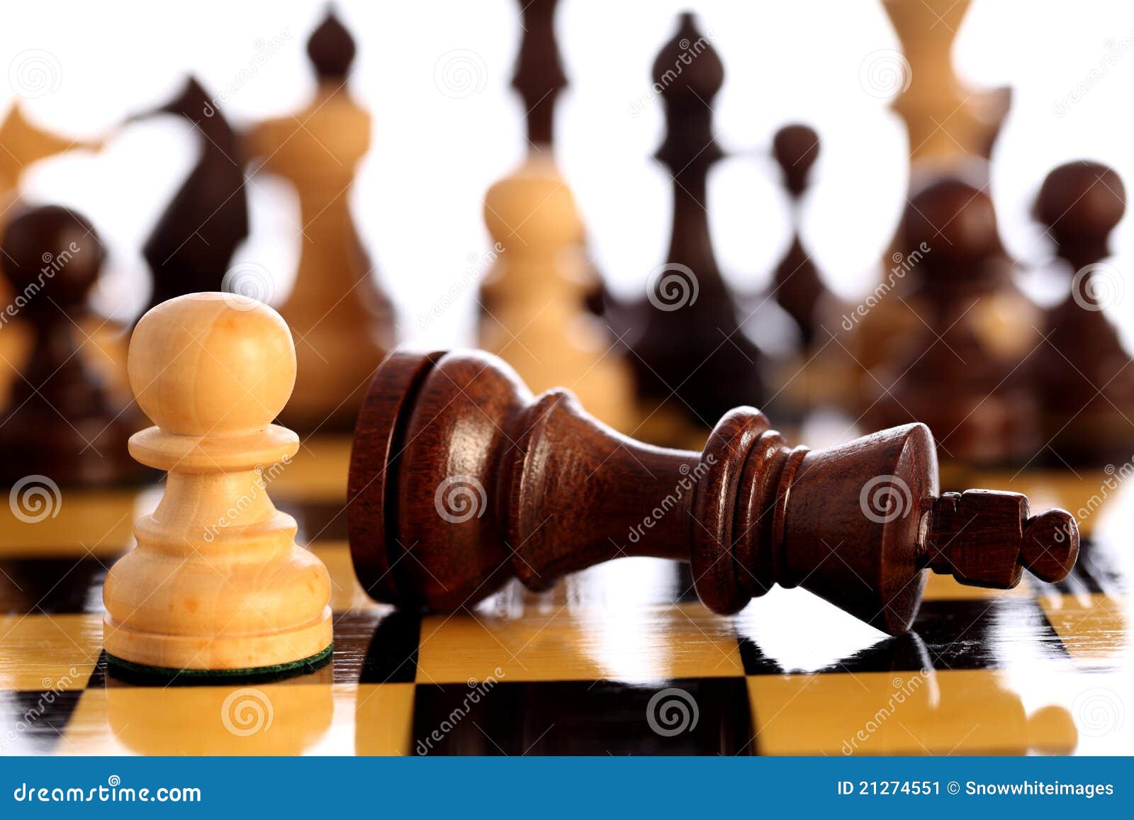 Jaque mate imagen de archivo. Imagen de éxito, tenencia - 21274551