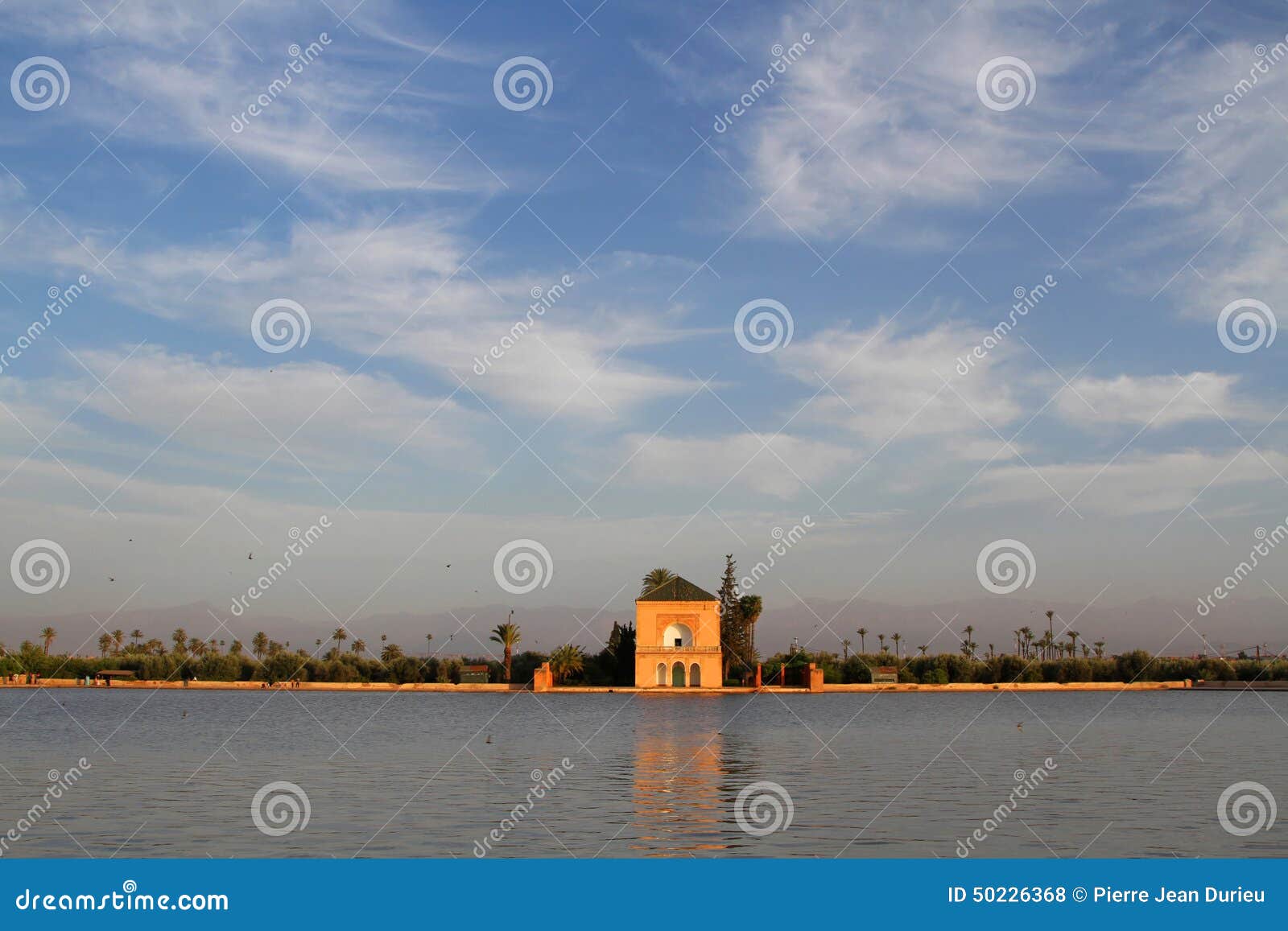 Jardins de Menara photo stock éditorial. Image du architecture - 50226368
