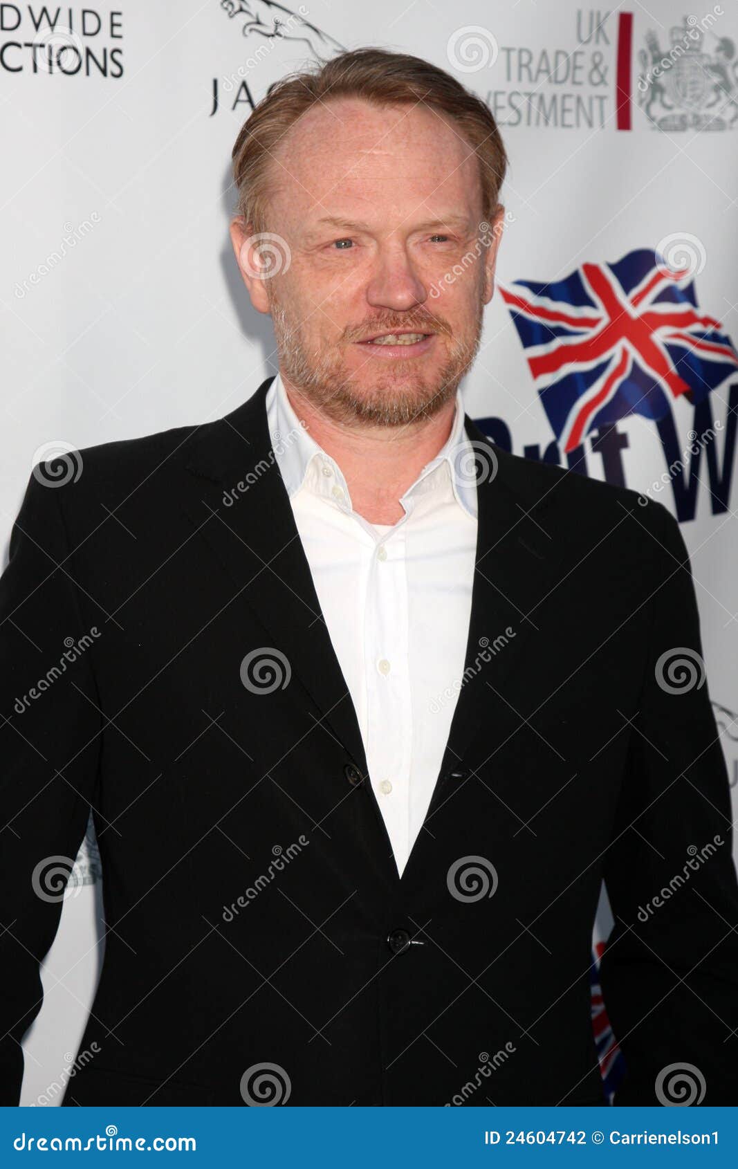 Jared Harris, Jean Reno, Charlize Theron, Javier Bardem, Adele ...