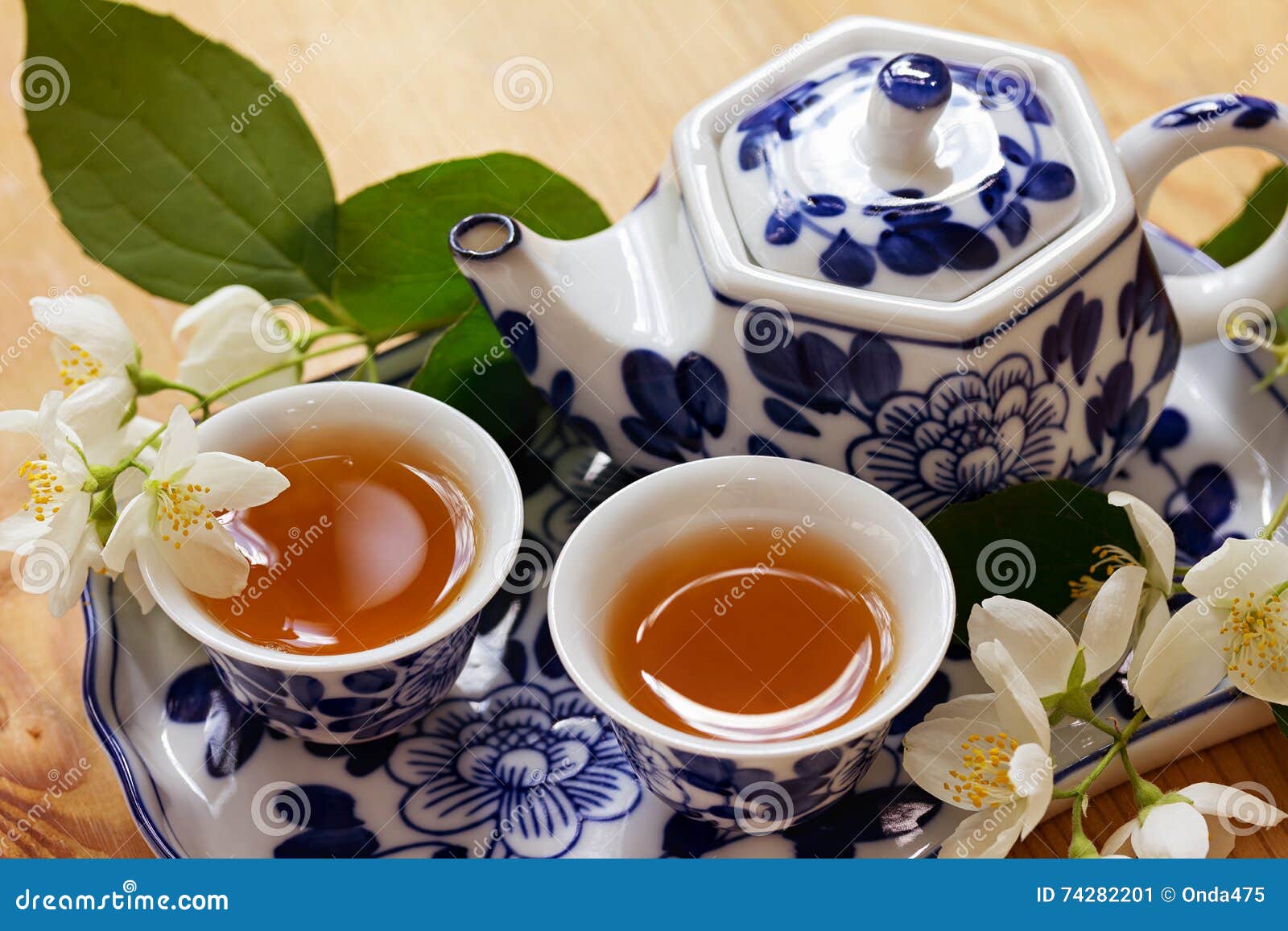 Jasmijn Groene Thee En Jasmijnbloemen Stock Afbeelding - Image of ...