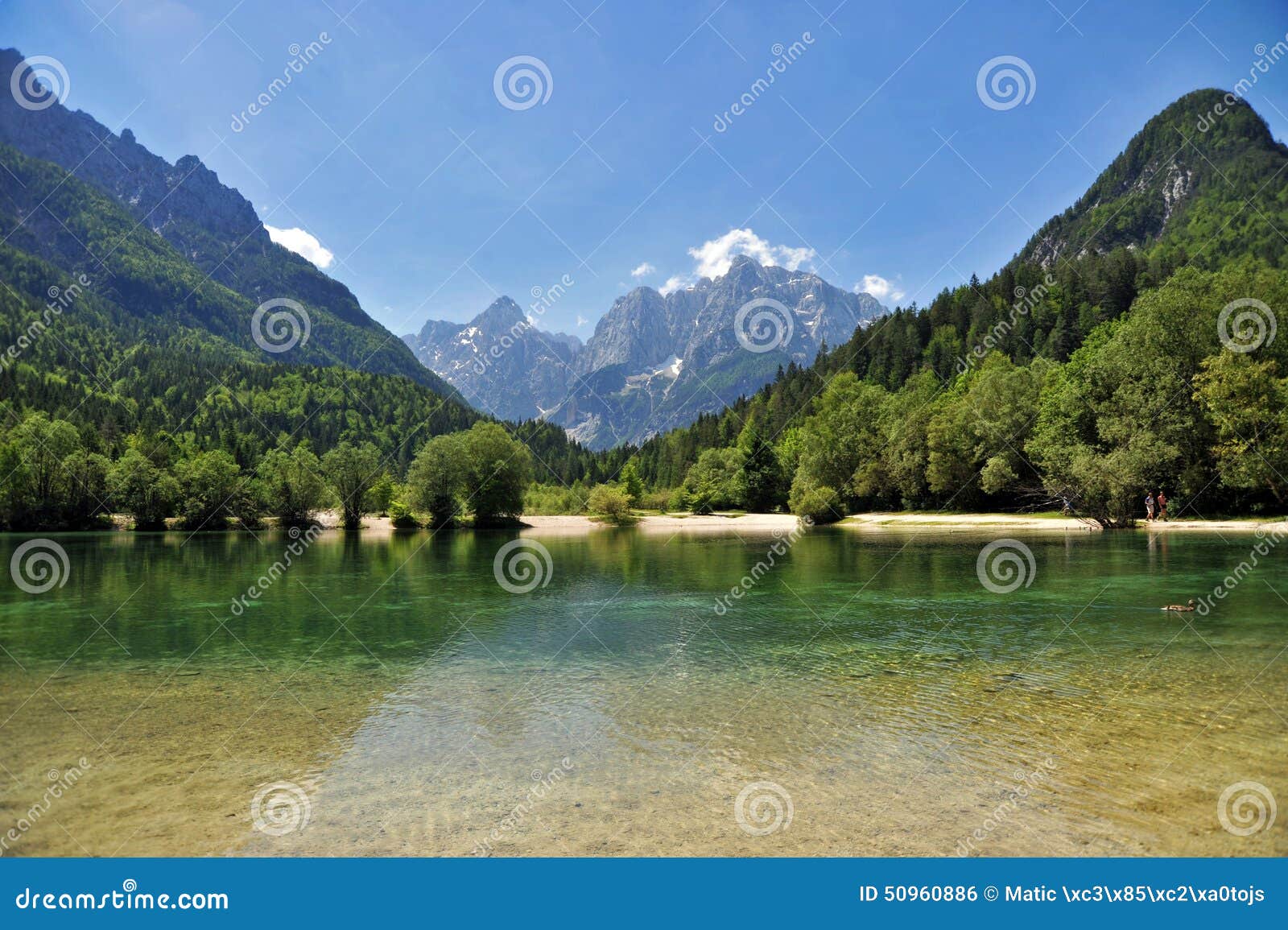 Jasna See, Kranjska Gora, Slowenien Stockfoto - Bild von sonnig ...