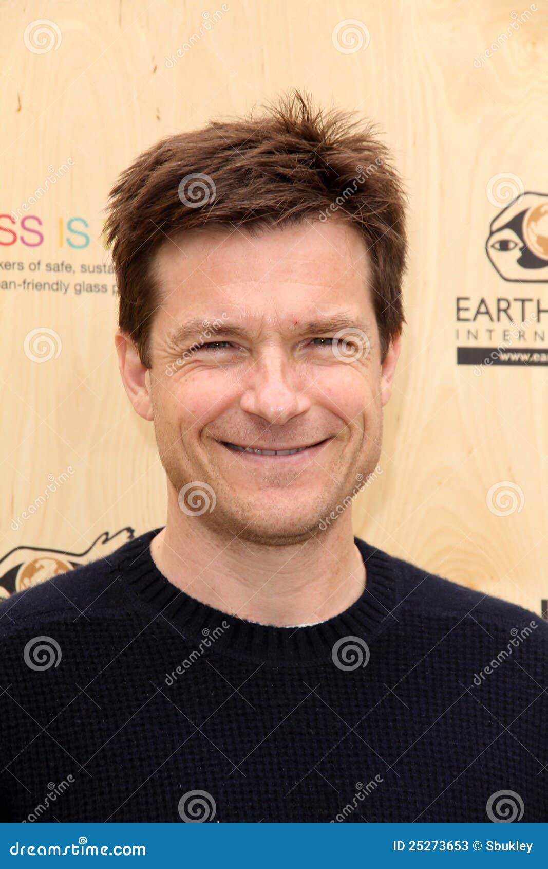 Jason Bateman editorial stock photo. Image of beach, community - 25273653