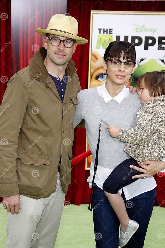 Jason Lee y Ceren Alkac foto editorial. Imagen de artista - 58320371