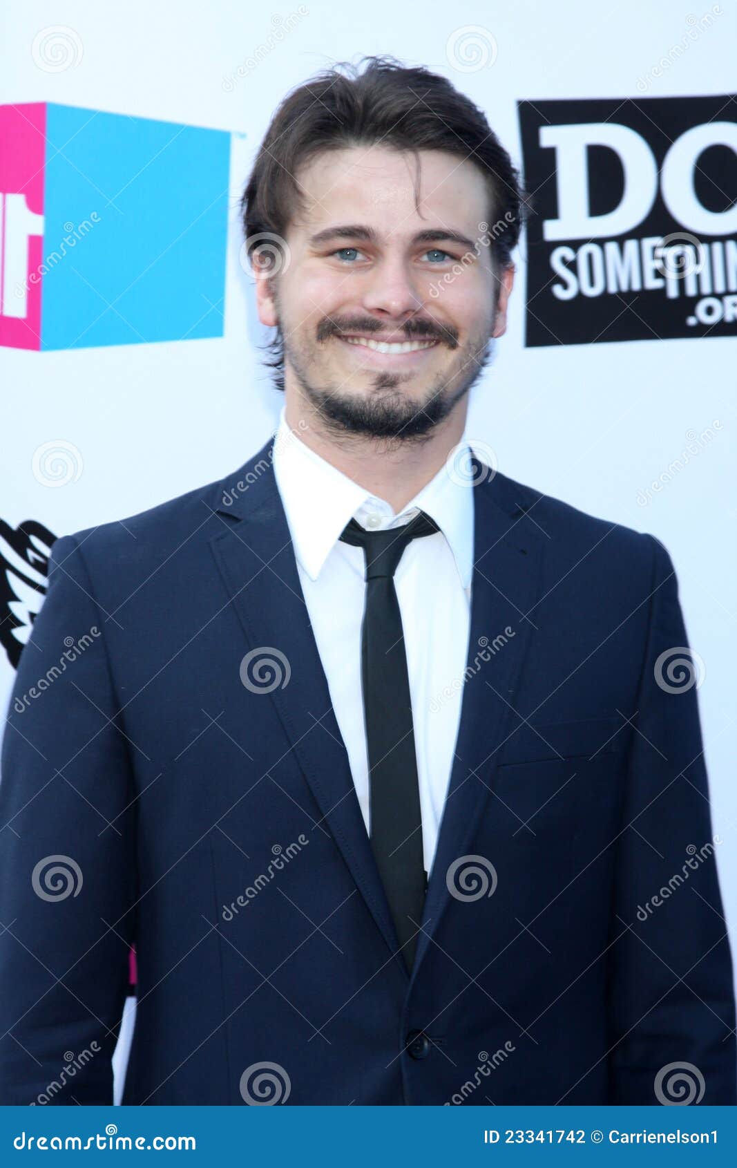 Jason Ritter editorial photography. Image of arriving - 23341742