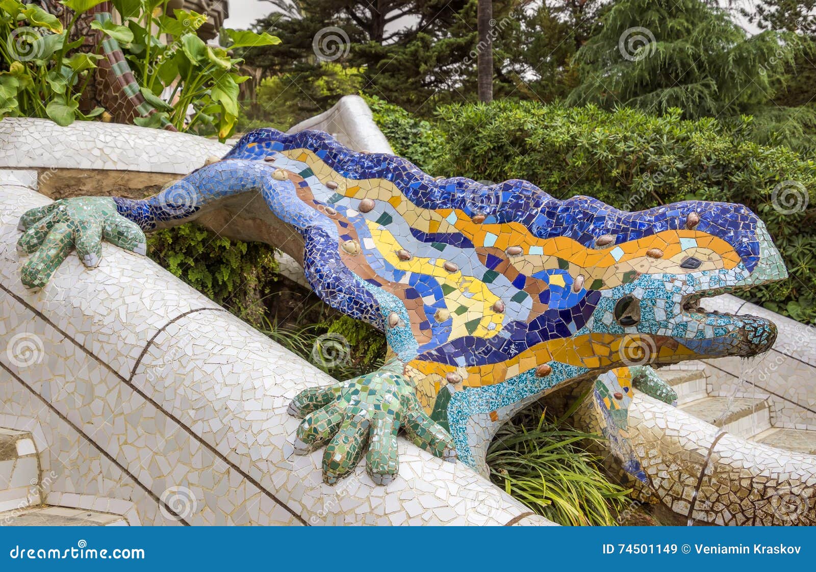 Jaszczurka Gaudi obraz stock editorial. Obraz złożonej z landmark ...