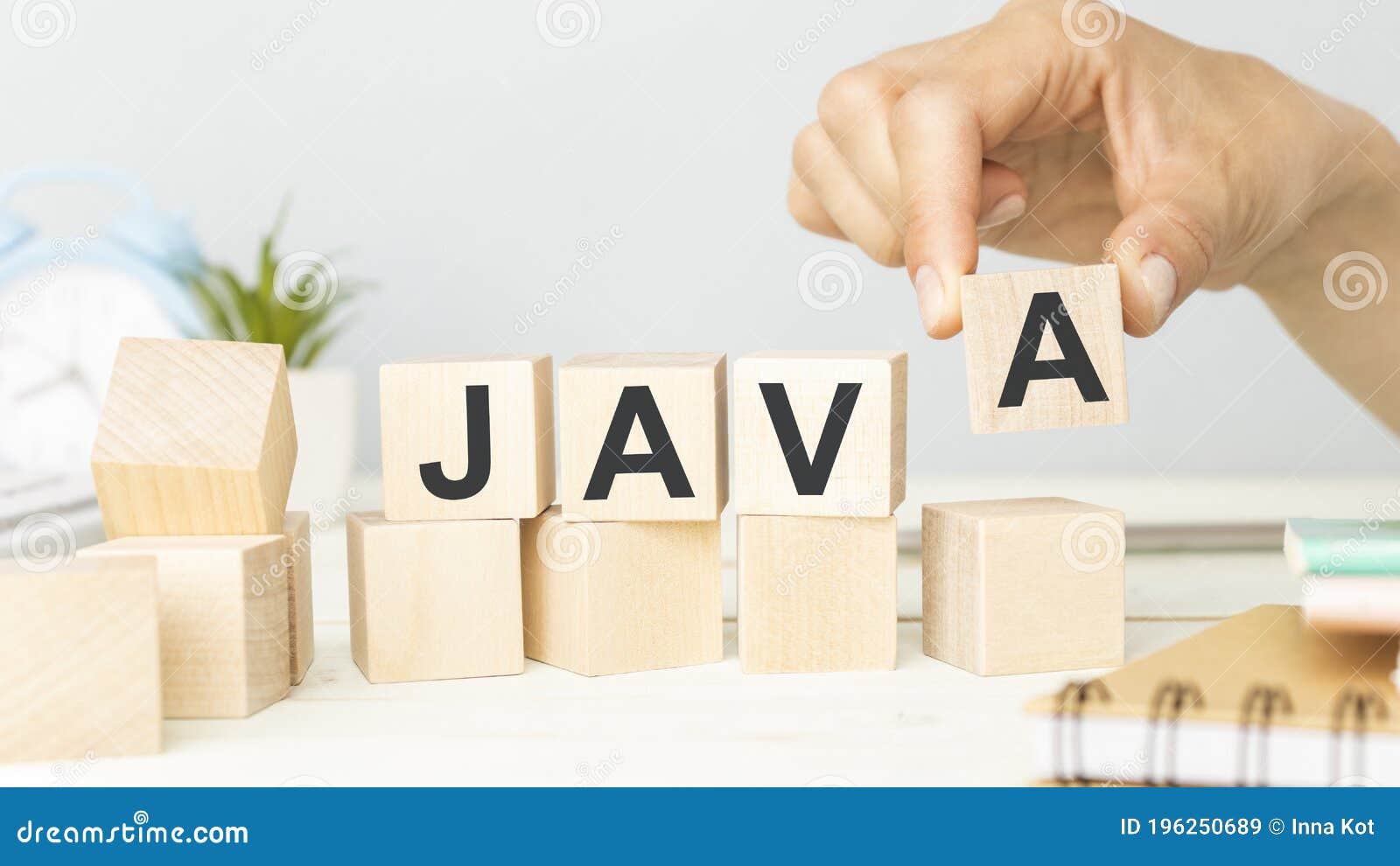 Java Como Letra De Dados Brillante Imagen de archivo - Imagen de fondo ...