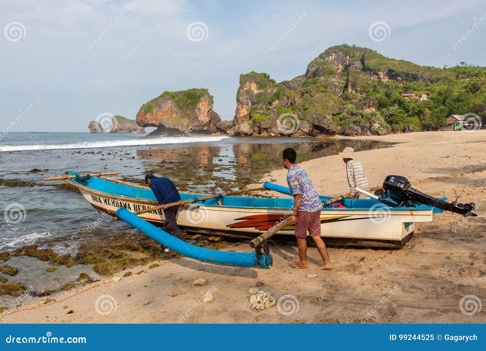 JAVA, INDONESIA - Apr 10, 2015: Fishermen Taking. Editorial Image ...