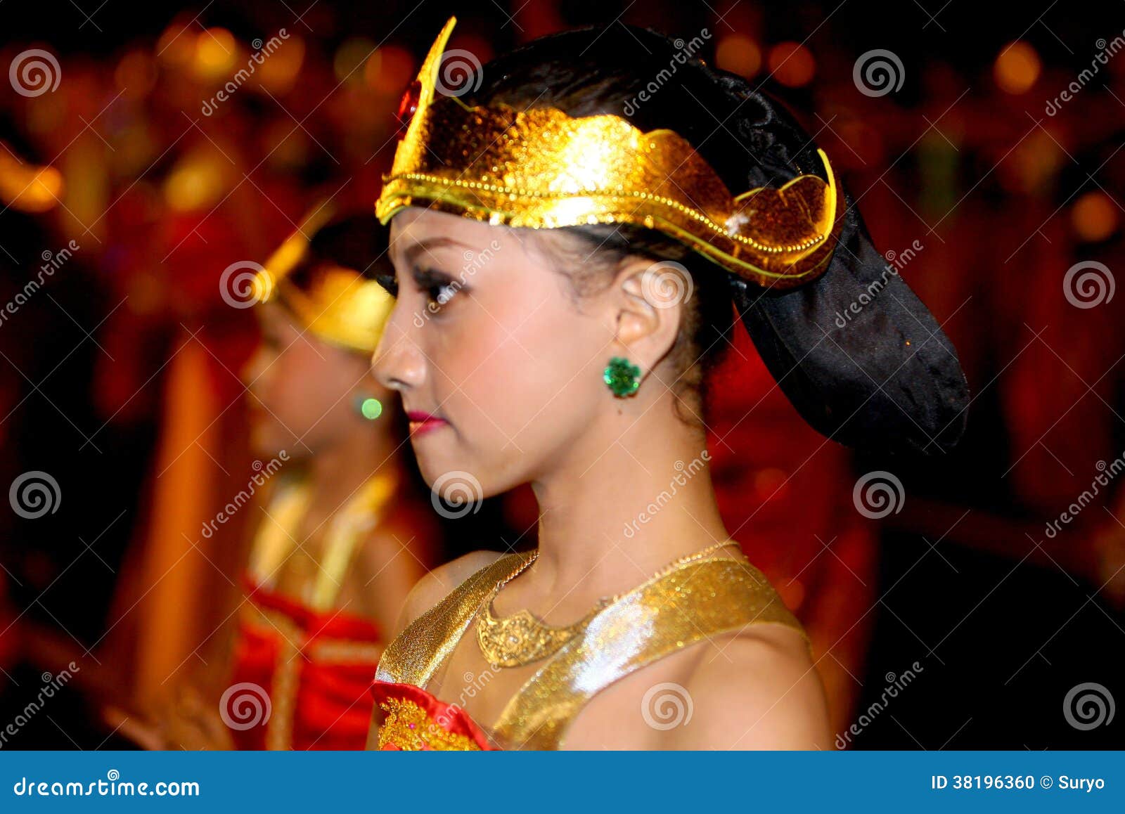Javanese Cultural Performances Editorial Image - Image of artist ...