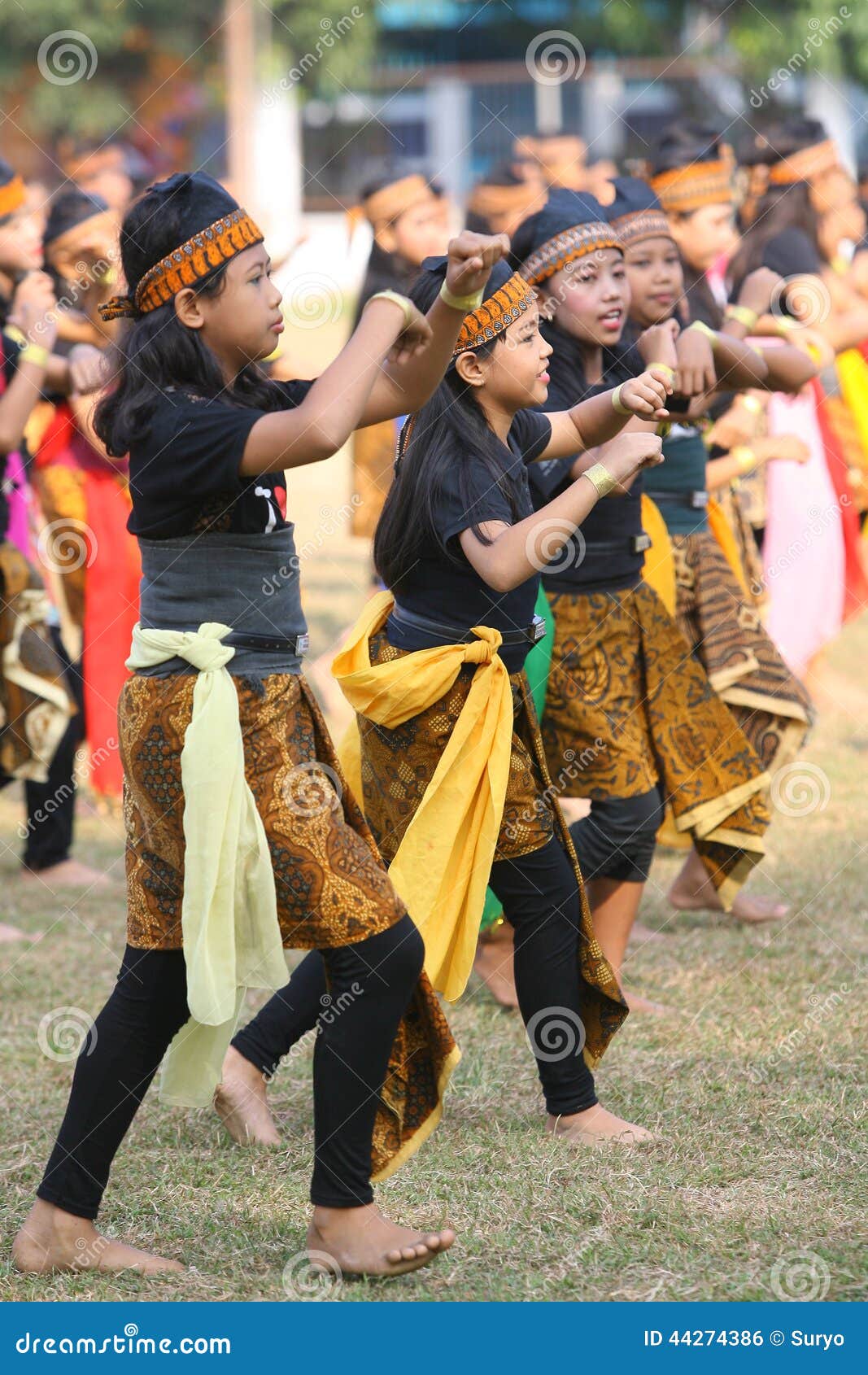 Javanese dance editorial photo. Image of traditional - 44274386