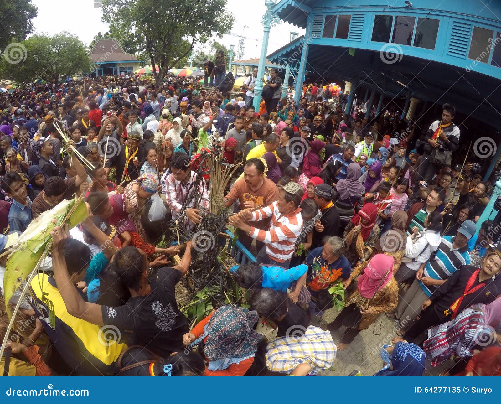 Javanese holiday editorial image. Image of people, indonesia - 64277135