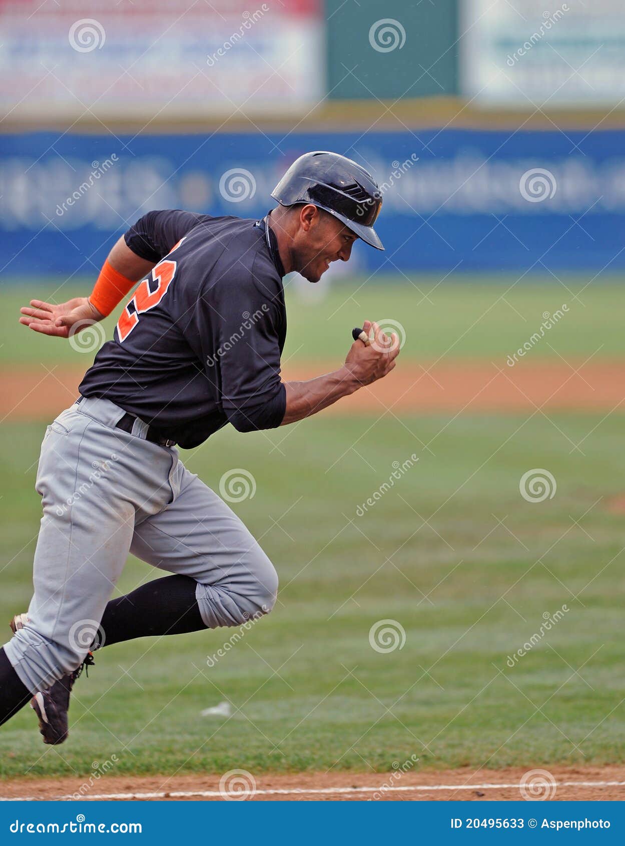 Javier Colina Running - Baseball Baserunner Editorial Stock Photo ...
