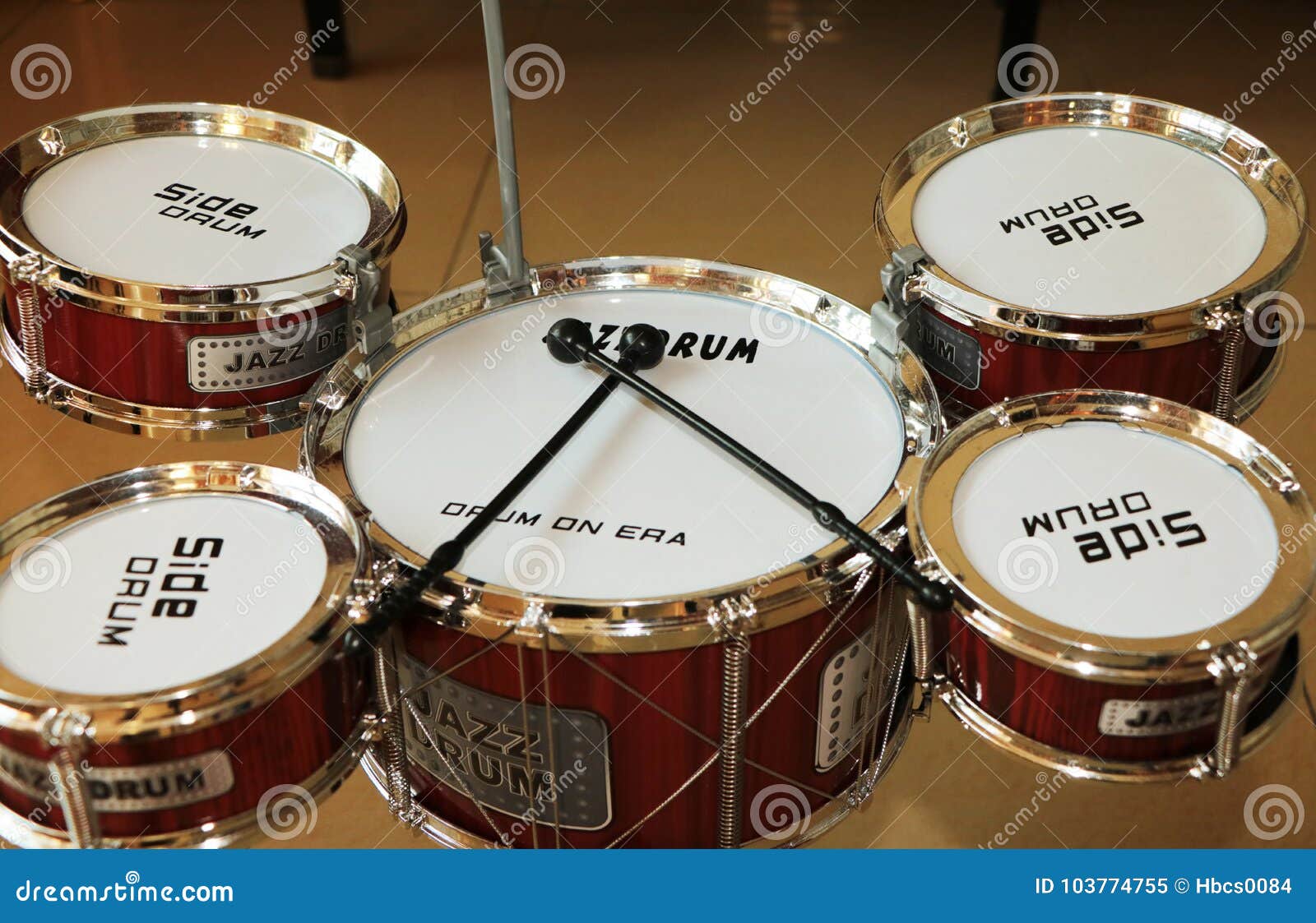 Jazz Drum Kit image éditorial. Image du instrument, gosses - 103774755