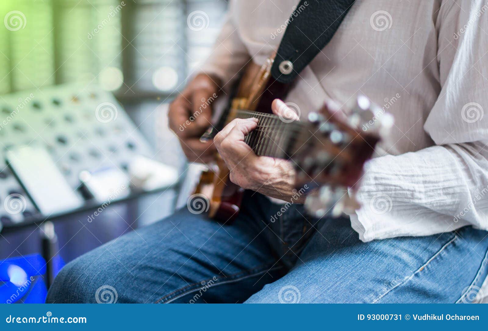 Jazz Guitarist Bending String Stock Image - Image of finger, stage ...