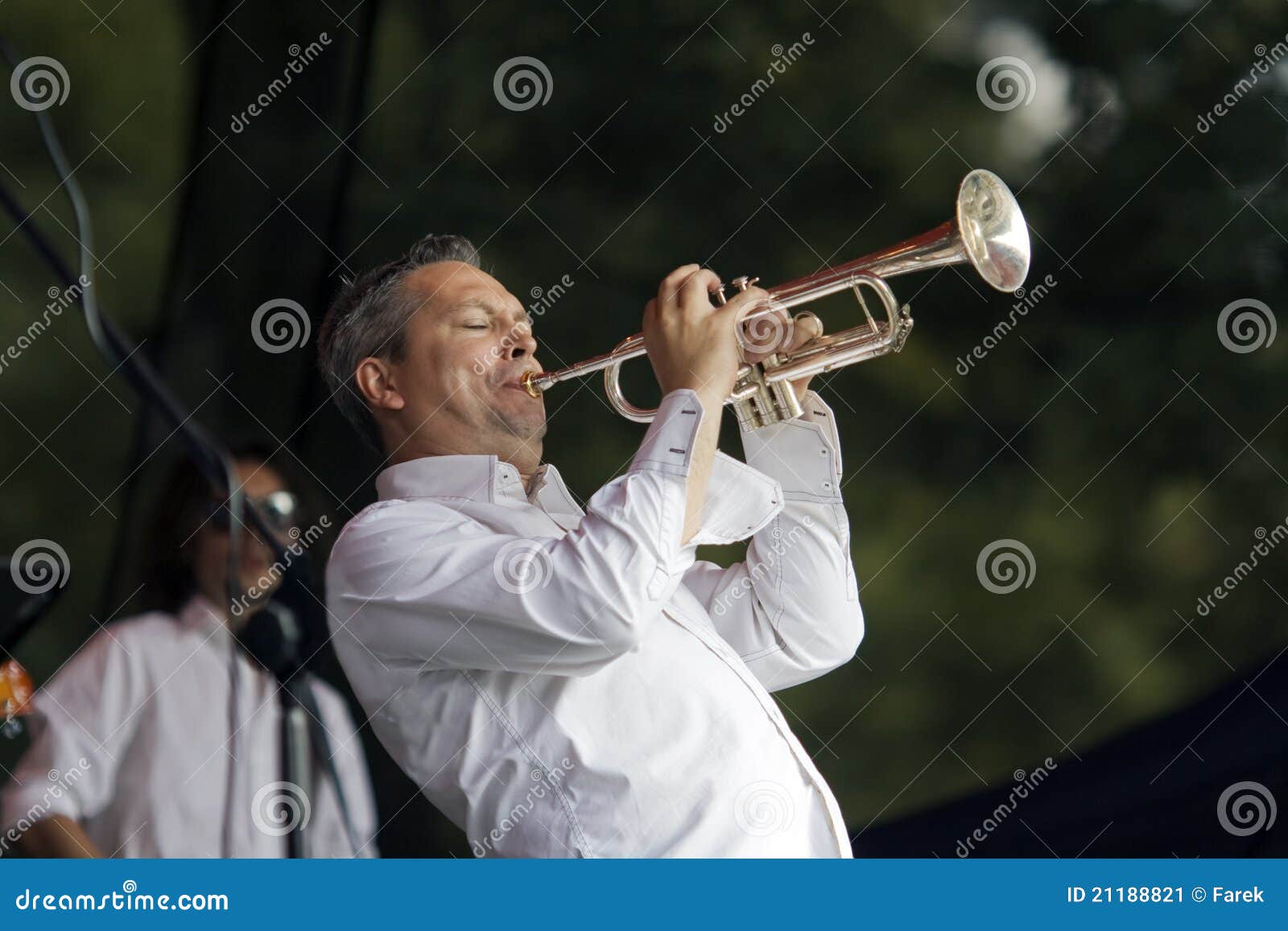 Jazz trumpeter editorial photo. Image of classic, club - 21188821