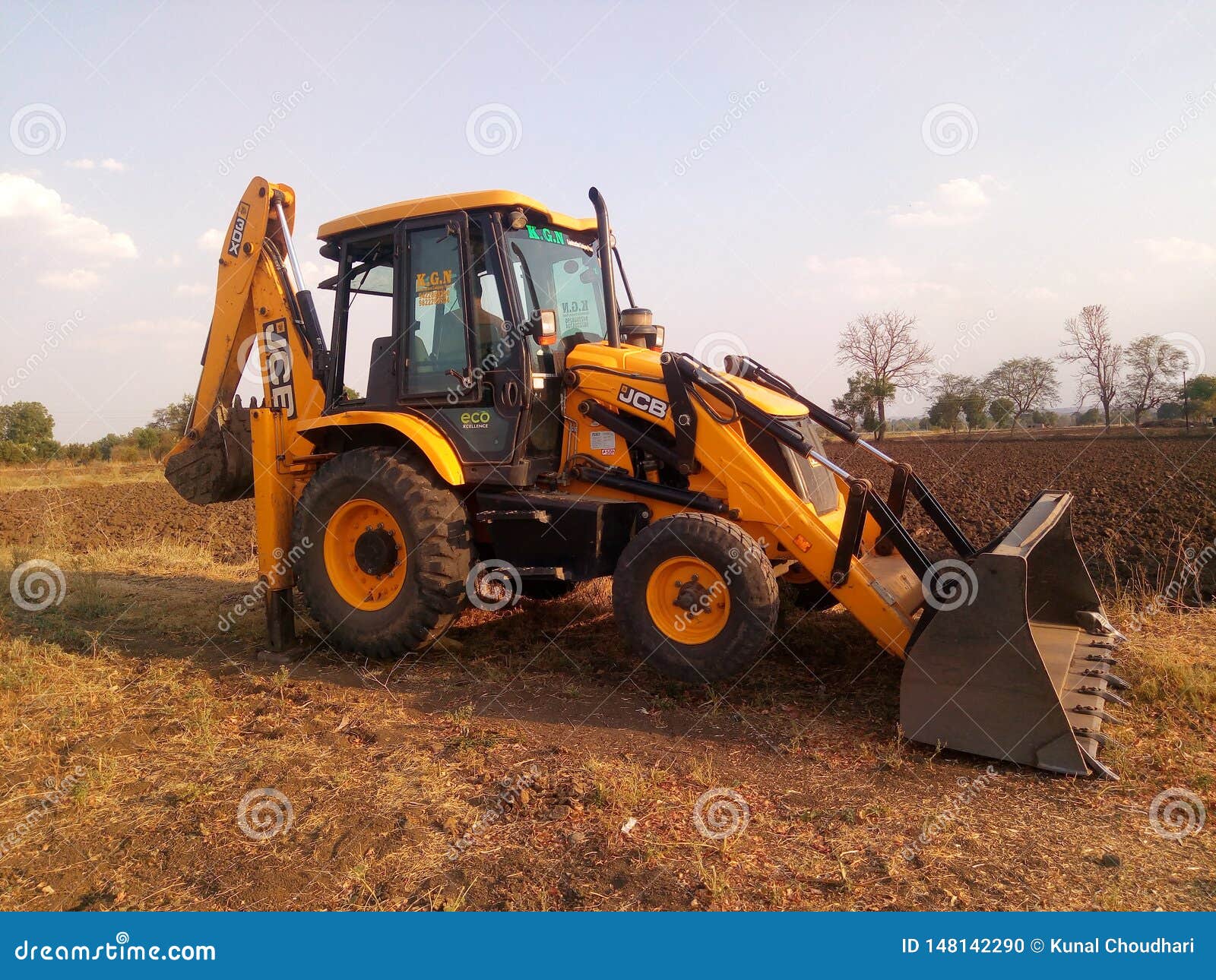 JCB Excavator with Background Sky and Land Editorial Image - Image of ...