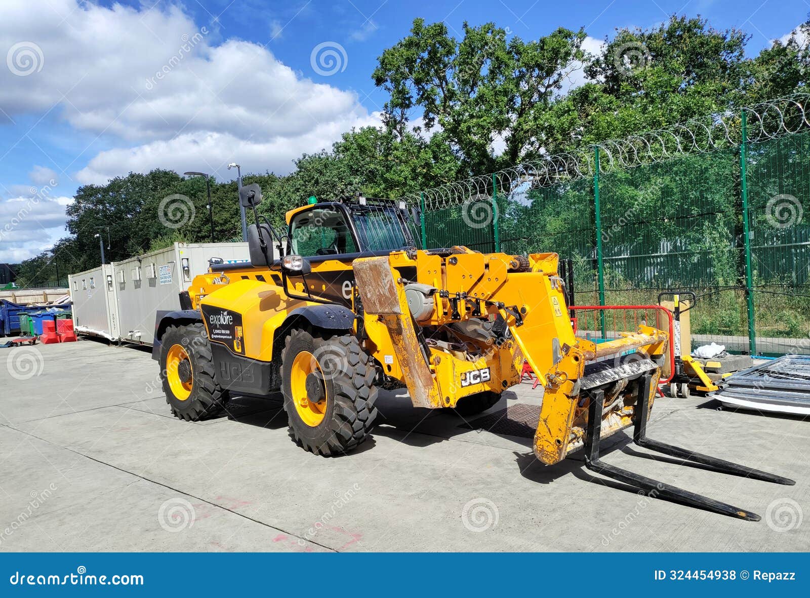 JCB Telehandler Constructions Editorial Stock Photo - Image of heavy ...