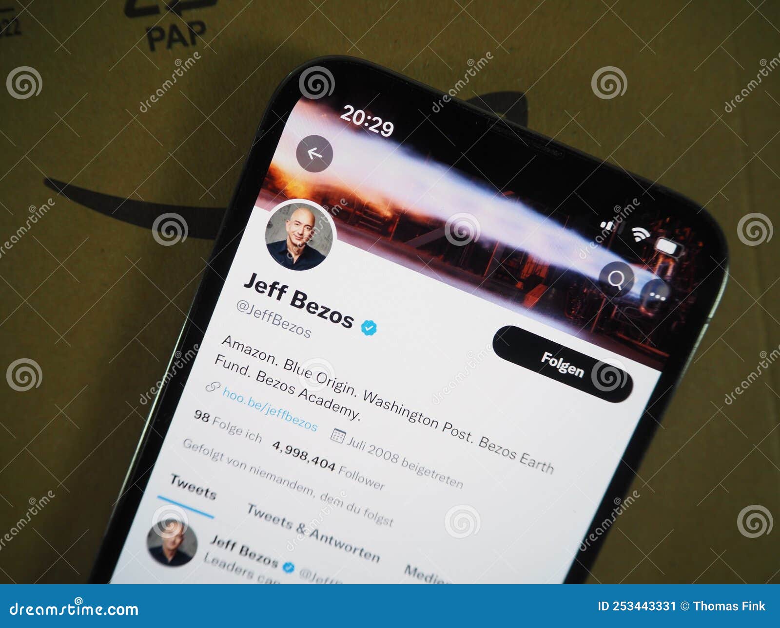 Jeff Bezos Twitter Account with Amazon Package Editorial Photo - Image ...