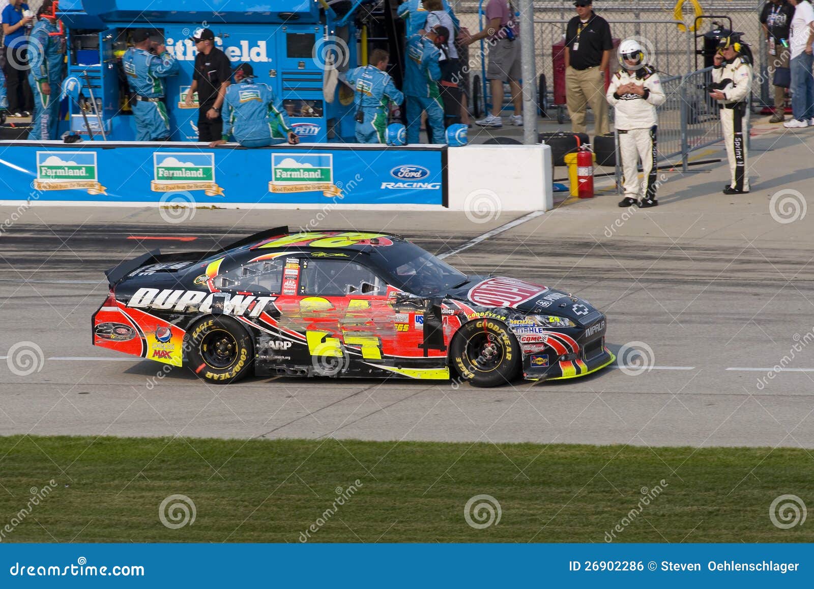 Jeff Gordon Race Car editorial photo. Image of engine - 26902286