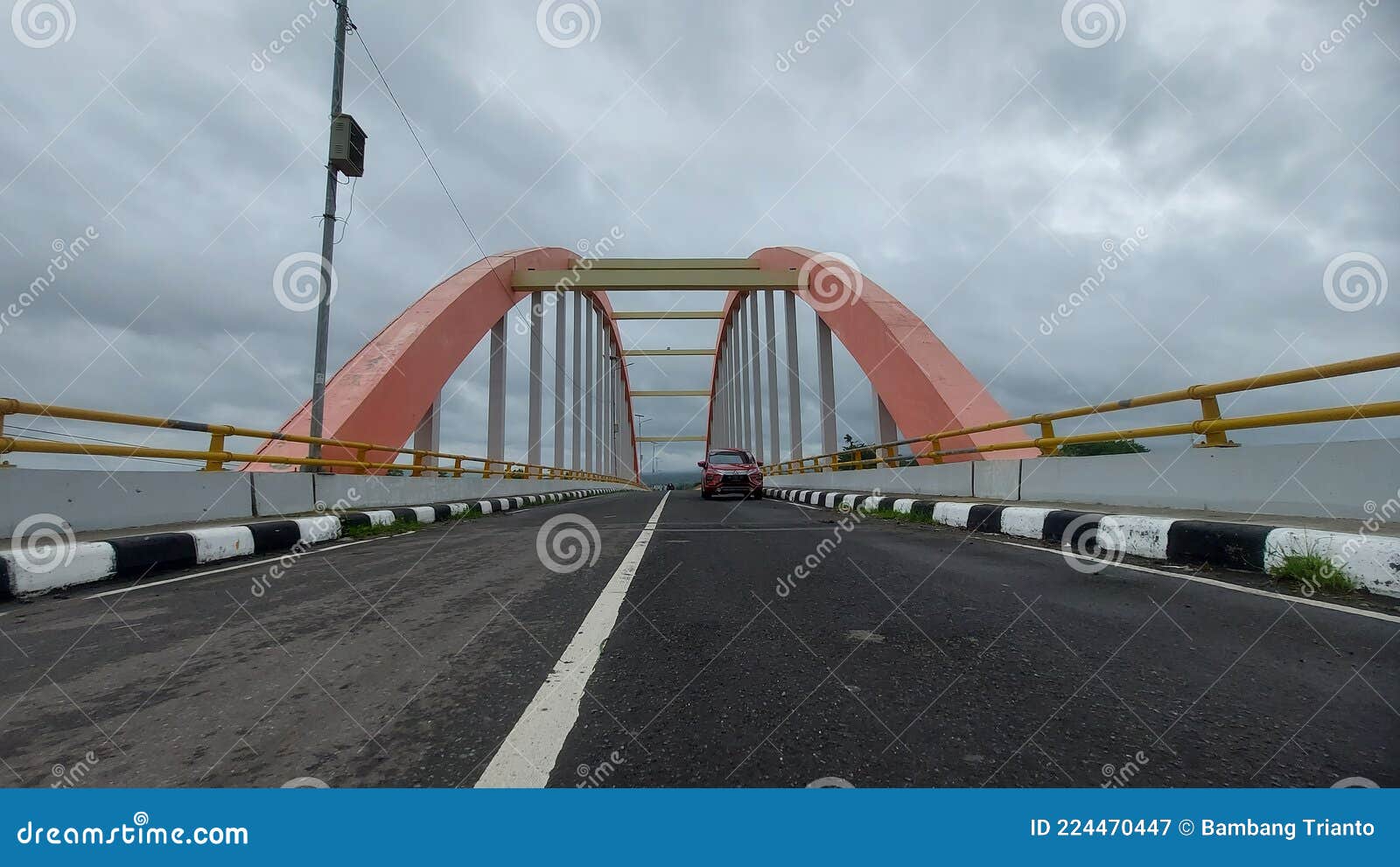 Jembatan samota sumbawa imagem de stock. Imagem de infraestrutura ...