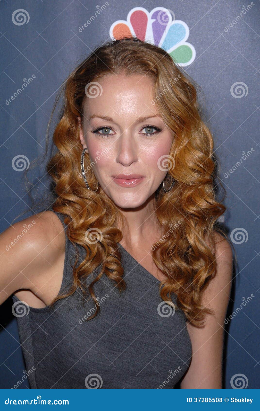 Jennifer Ferrin, los cabos foto de archivo editorial. Imagen de cabos ...