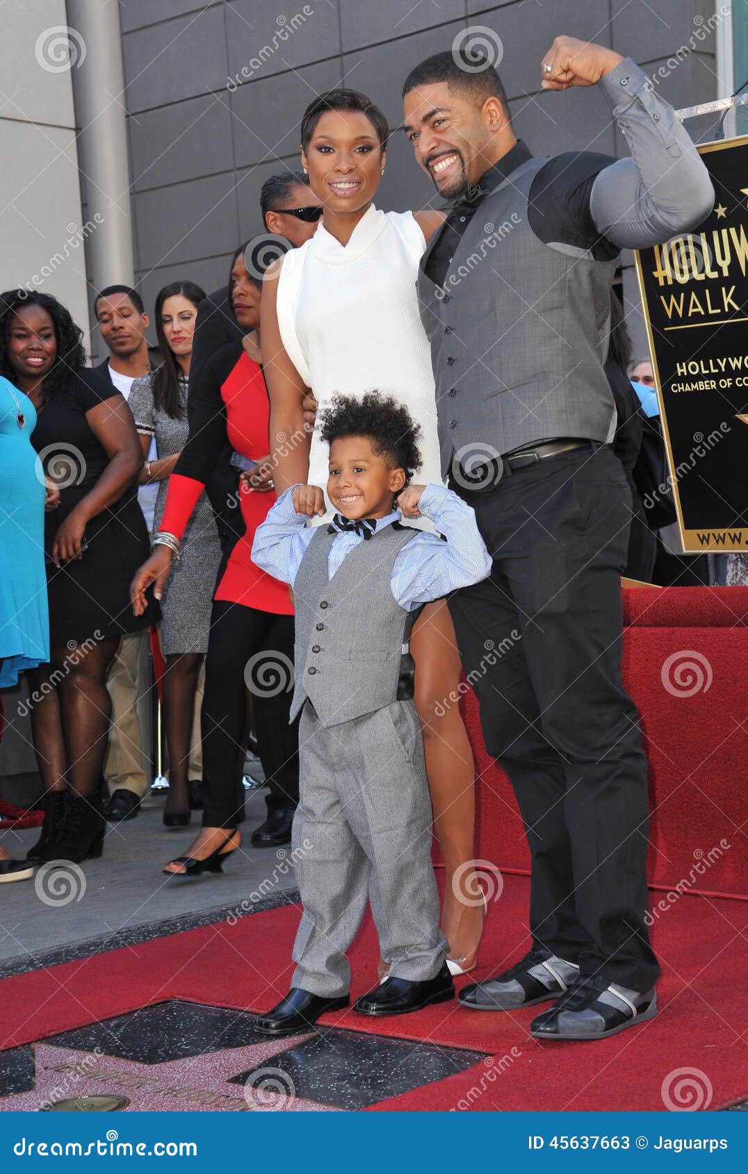 Jennifer Hudson Y David Otunga Y David Daniel Otunga Jr Foto de archivo ...