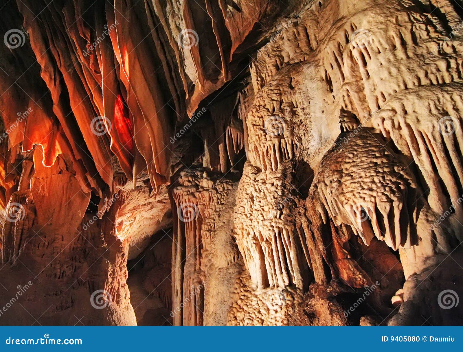 Jenolan Cave stock photo. Image of rainforest, cavern - 9405080