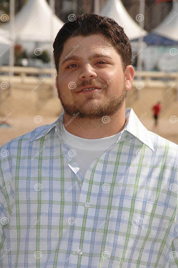 Jerry Ferrara editorial image. Image of jerry, 60th, filming - 24727155