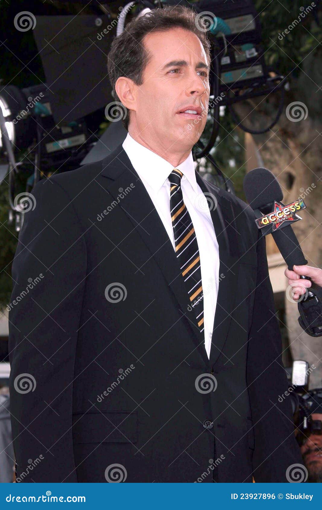 Jerry Seinfeld editorial photo. Image of westwood, seinfeld - 23927896