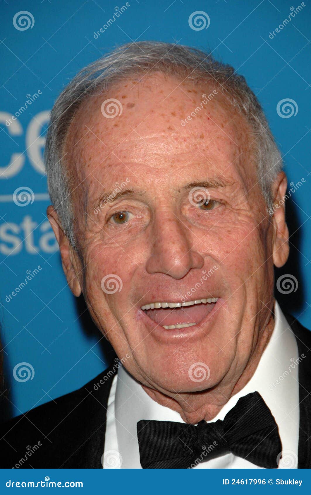 Jerry Weintraub editorial photo. Image of unicef, honoring - 24617996