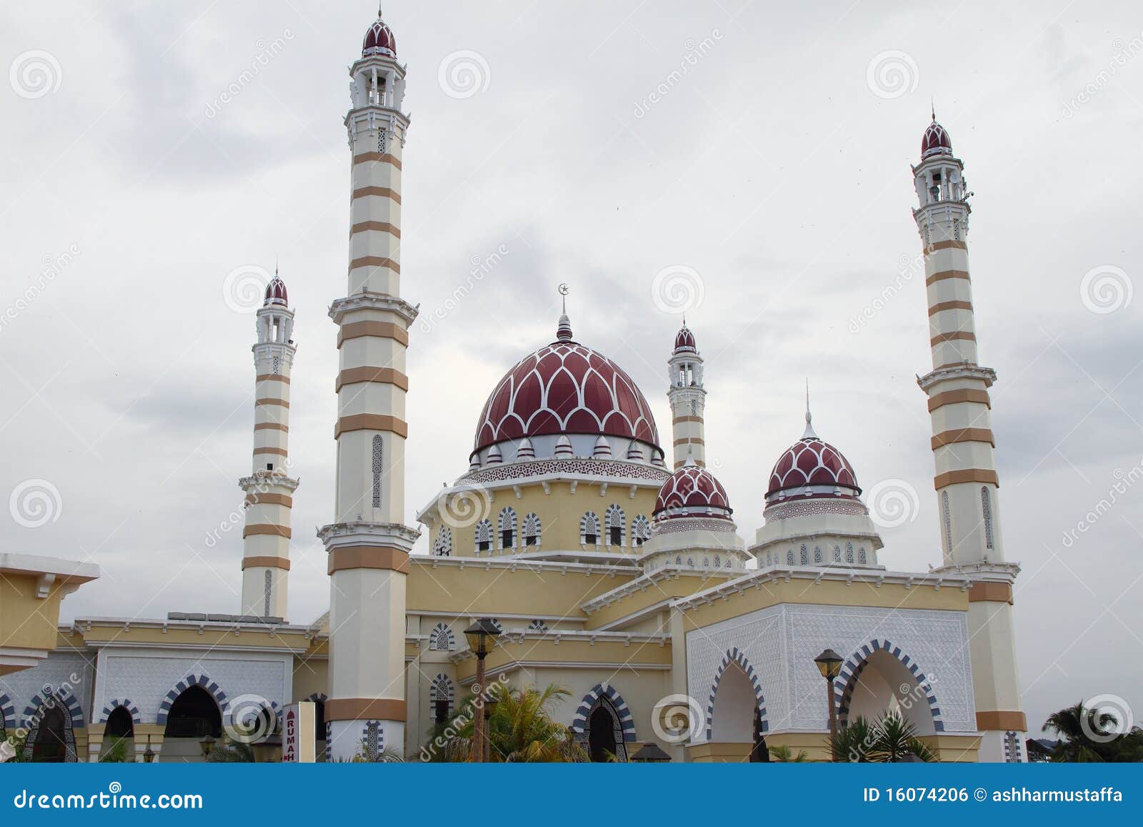 Jerteh Mosque stock photo. Image of locate, domes, riverbank - 16074206