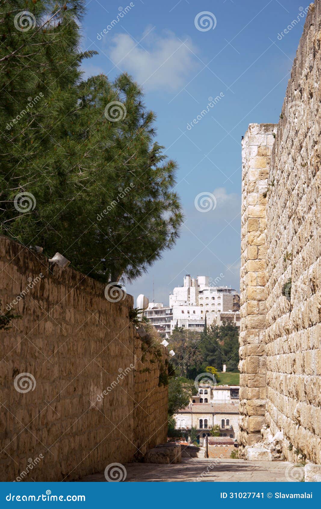 Jerusalem, Inside the Old City Stock Image - Image of stone, middle ...