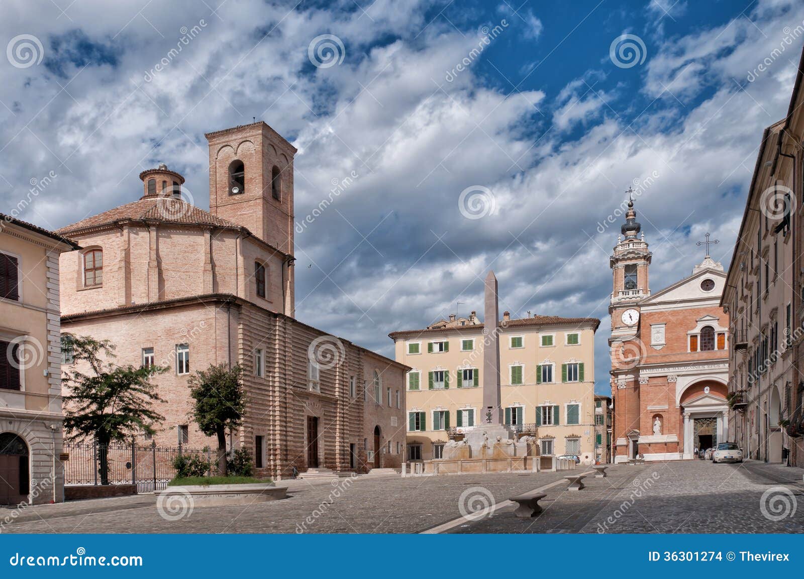 Jesi, Italia immagine stock editoriale. Immagine di architettura - 36301274