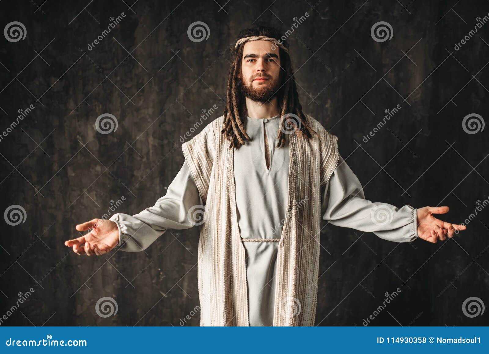 Jesus Christ Che Prega Con a Braccia Aperte Fotografia Stock - Immagine ...