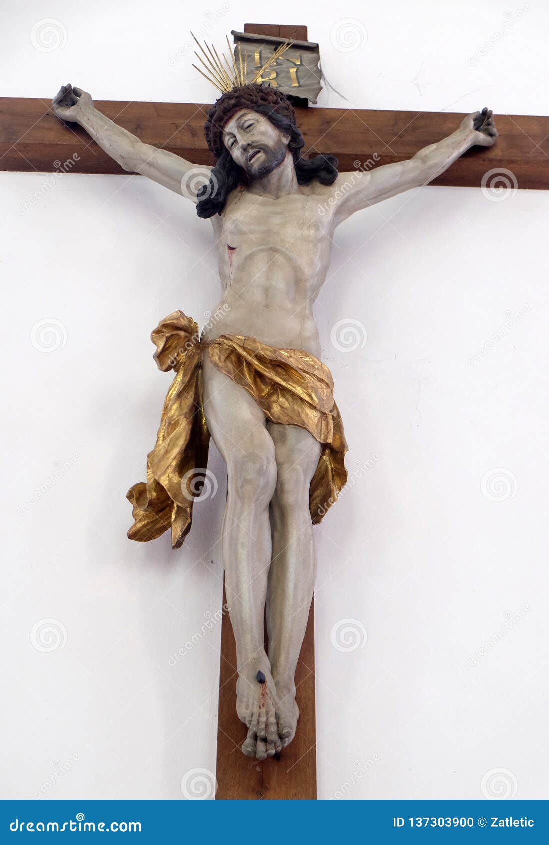 Jesus na cruz foto de stock. Imagem de cristianismo - 137303900