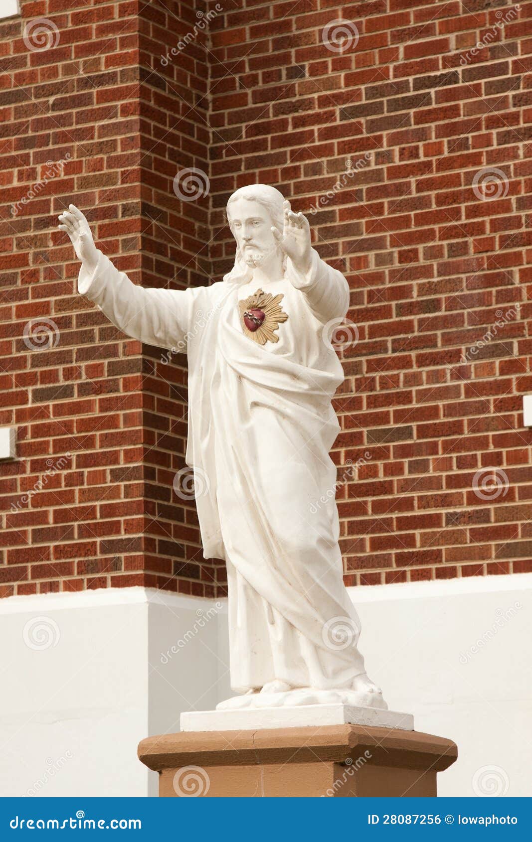 Jesus Statue stock foto. Image of rood, kerk, standbeeld - 28087256