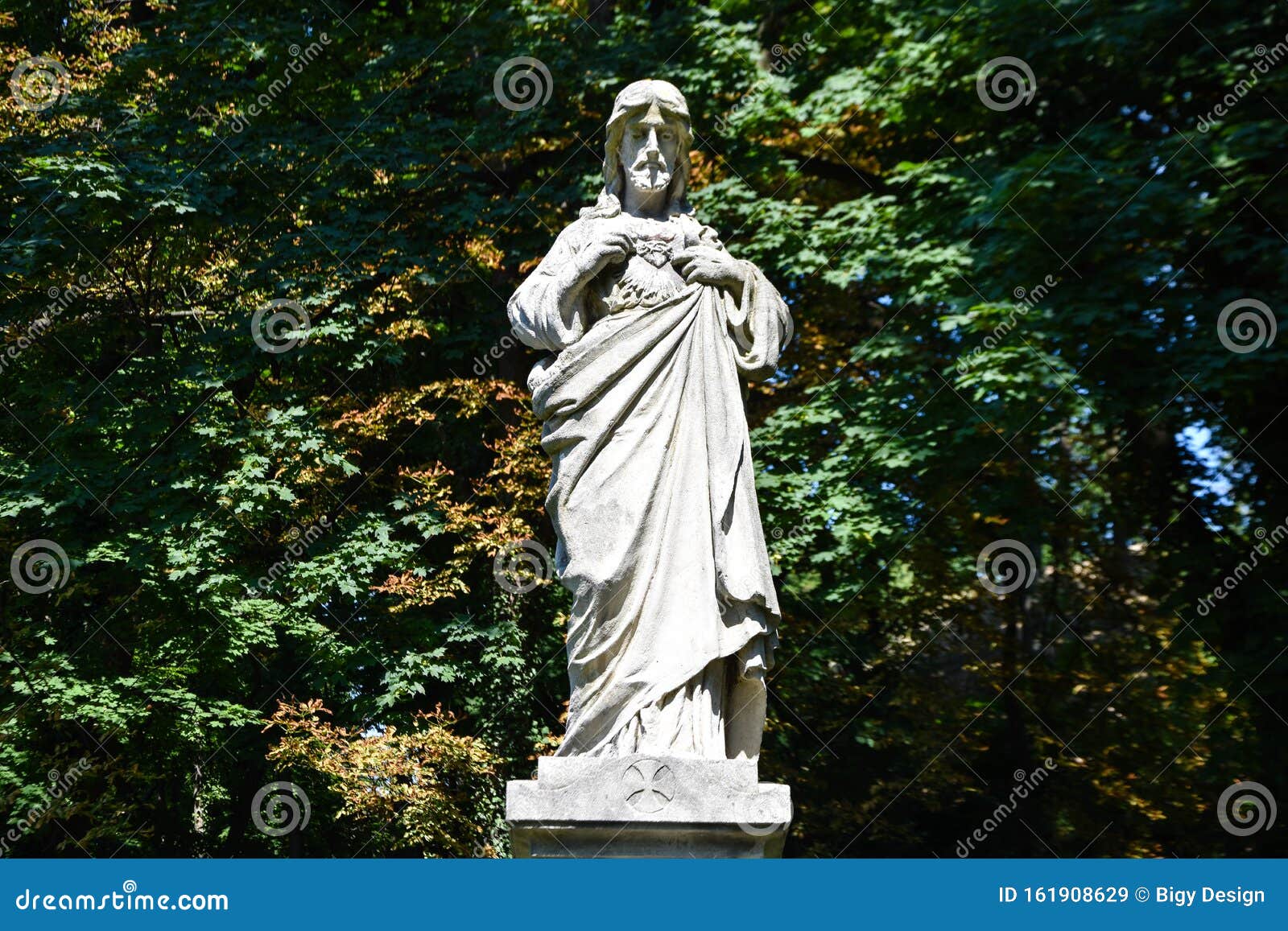 Jesus Statue in Cemetery. Religious Beliefs Stock Image - Image of icon ...
