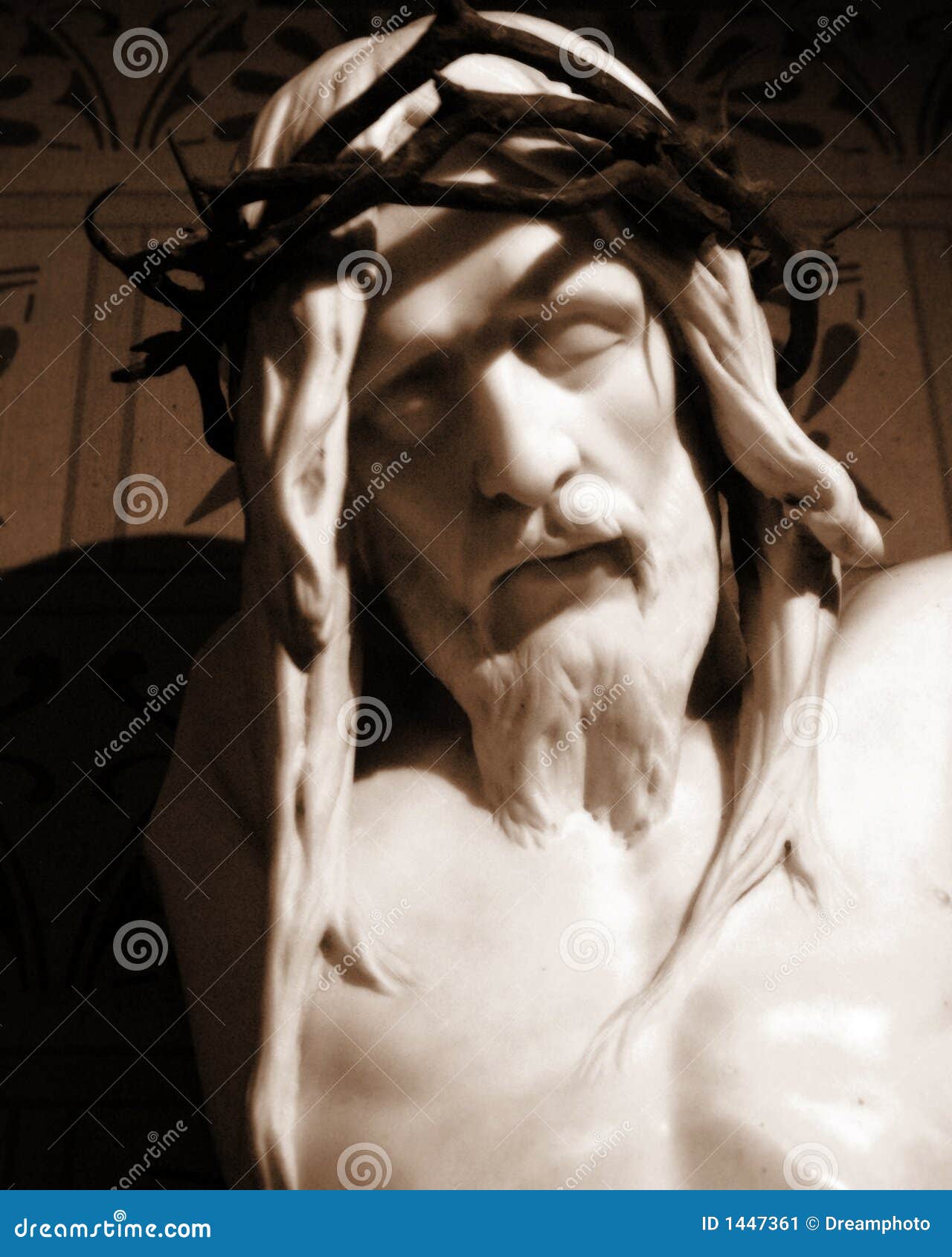 Jesus staty fotografering för bildbyråer. Bild av snidit - 1447361