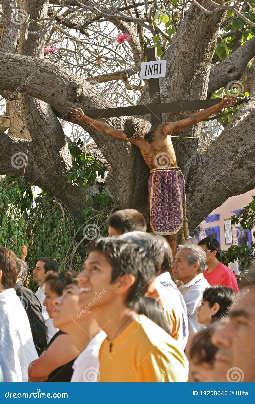 Jesus in the Tree. Good Friday Procession, Oaxaca Editorial Image ...