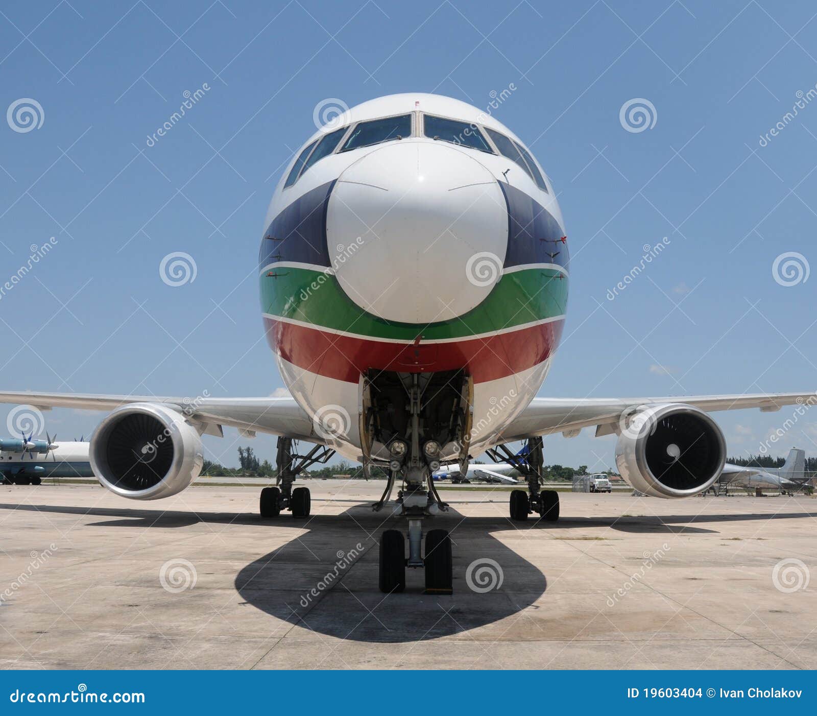 Jet Airplane Front View Stock Images - Image: 19603404