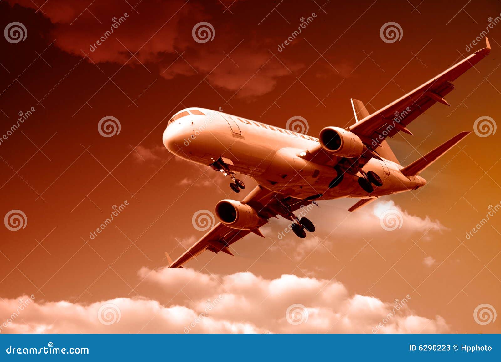Jet airplane landing stock image. Image of panoramic, sunset - 6290223