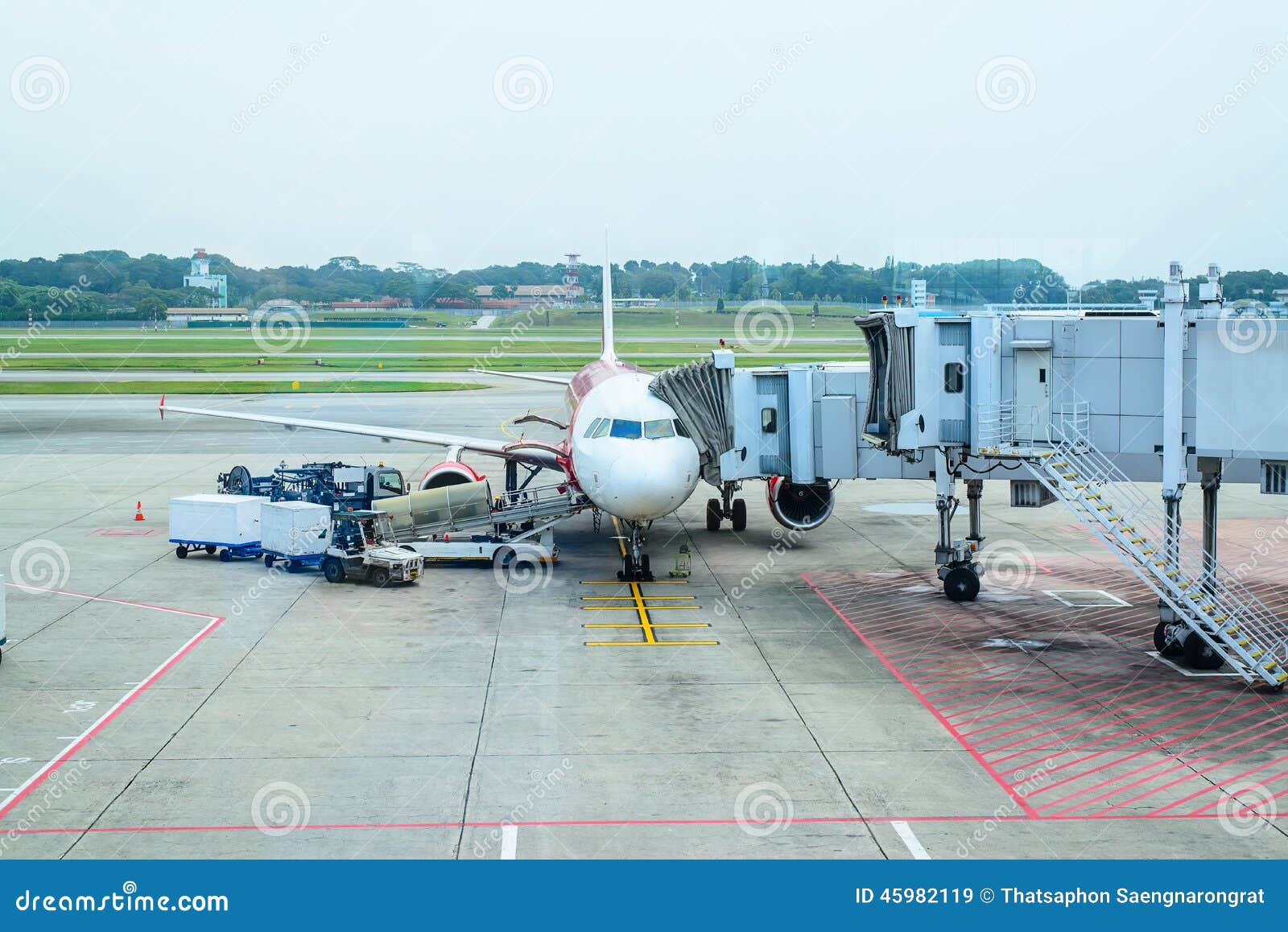 Jet Bridge from an Airport Terminal Gate Stock Image - Image of cockpit ...