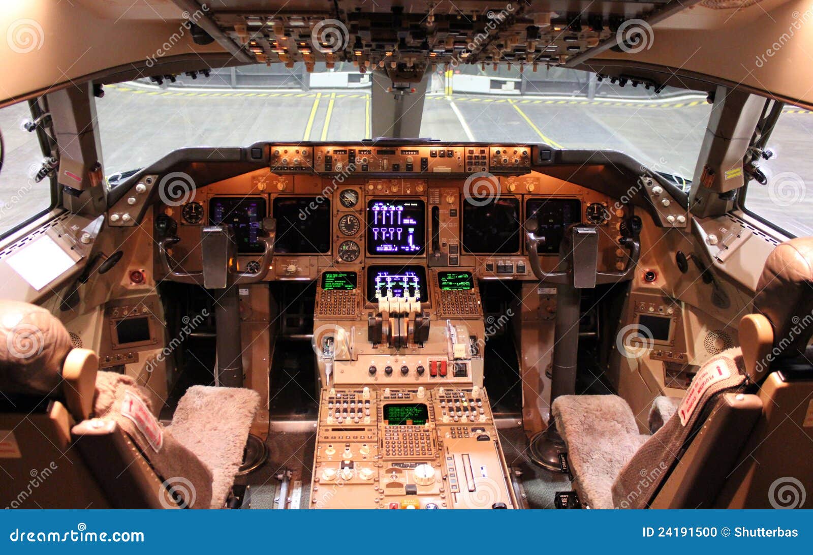 Jet cockpit stock photo. Image of flightdeck, captain - 24191500