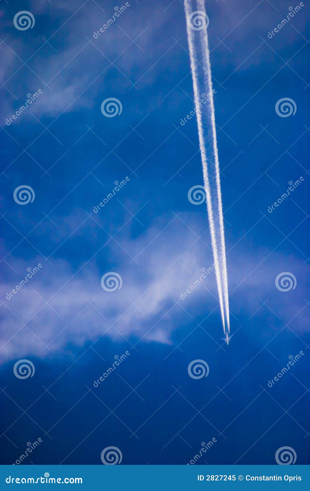 Jet contrail stock image. Image of traveling, blue, high - 2827245