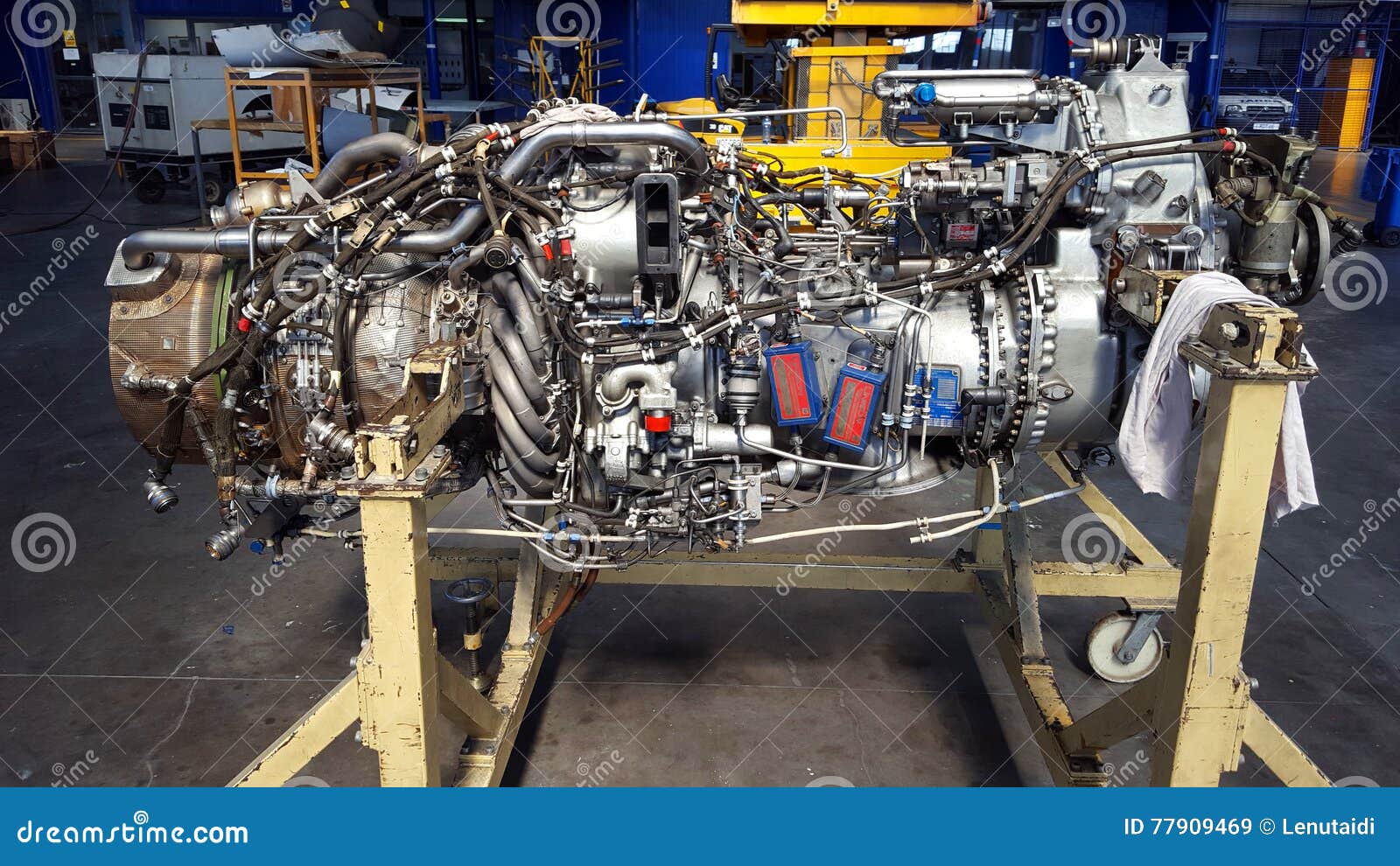 Jet engine editorial stock image. Image of engineering - 77909469