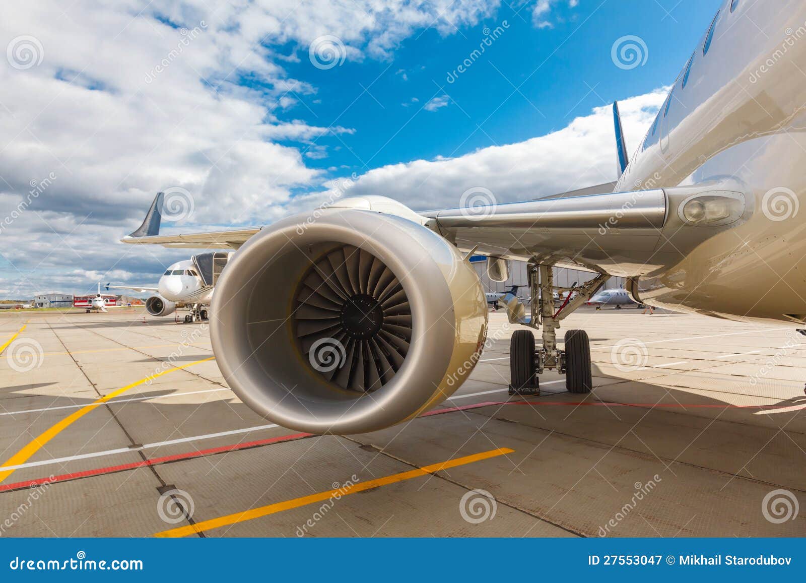 Jet engine passenger plane stock image. Image of science - 27553047