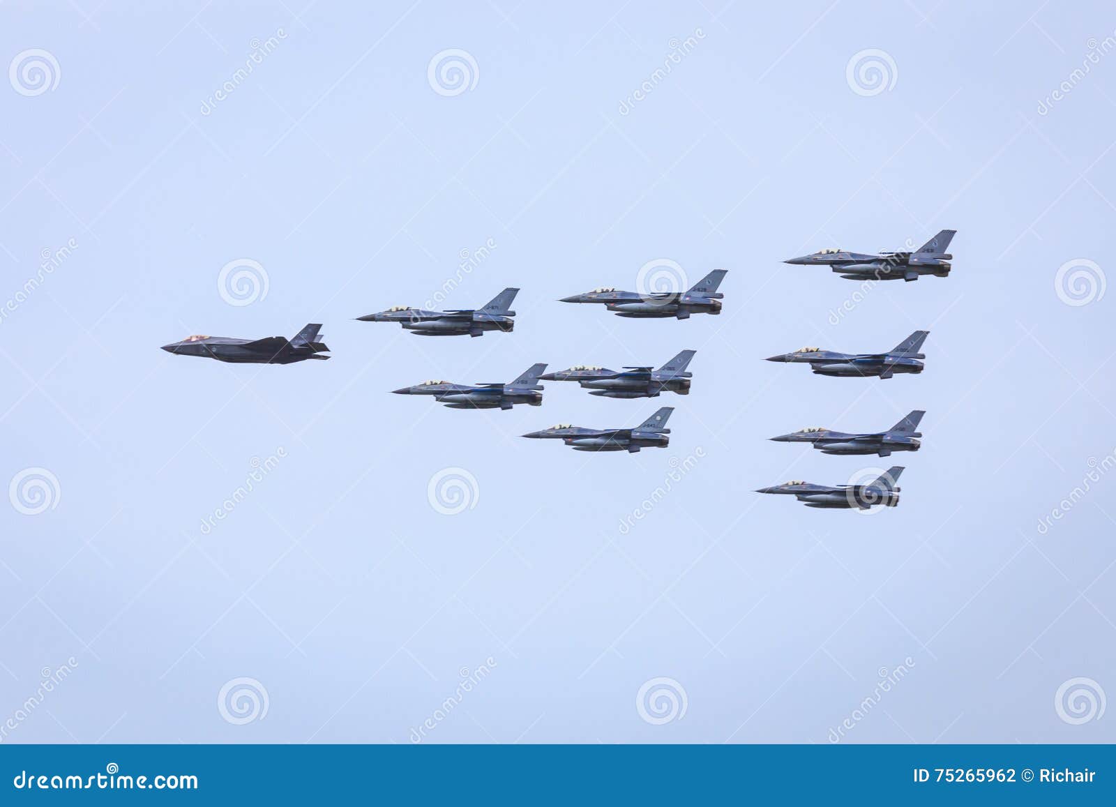 Jet fighter formation editorial photography. Image of attack - 75265962