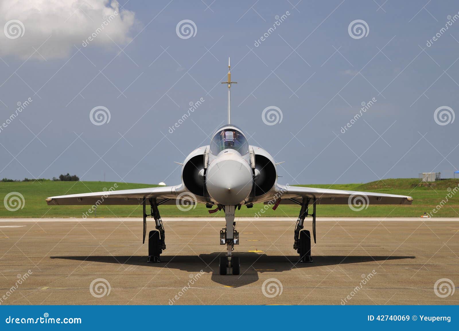 Jet fighter front view. stock image. Image of force, frontview - 42740069