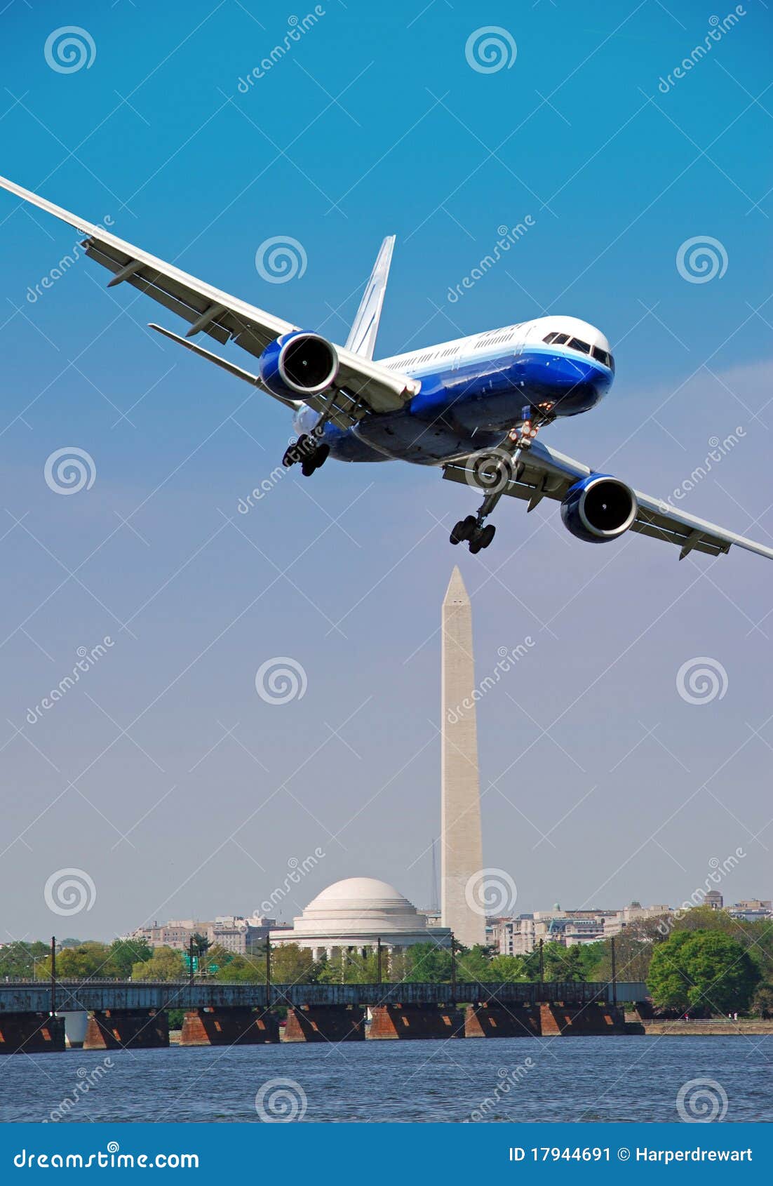 Jet Landing Washington DC stock image. Image of american - 17944691