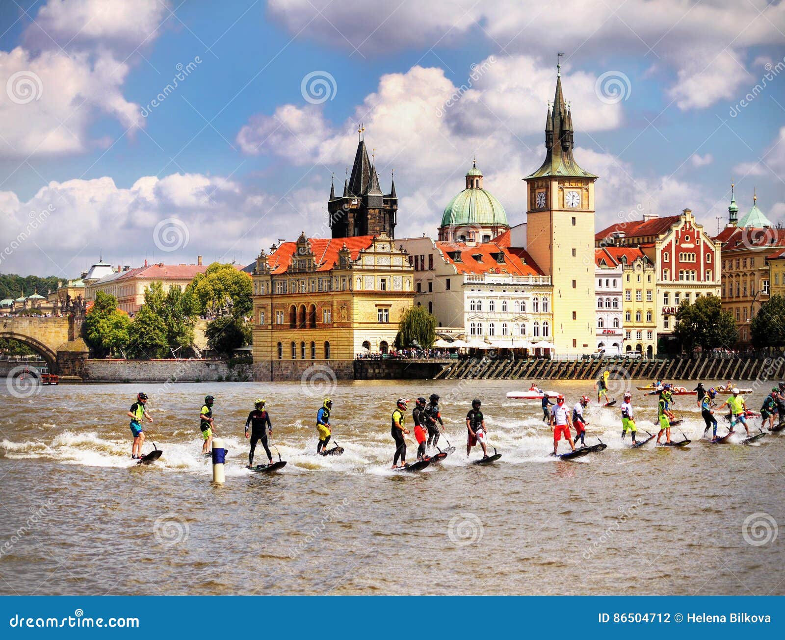 Jet Surf Riders fotografía editorial. Imagen de personas - 86504712